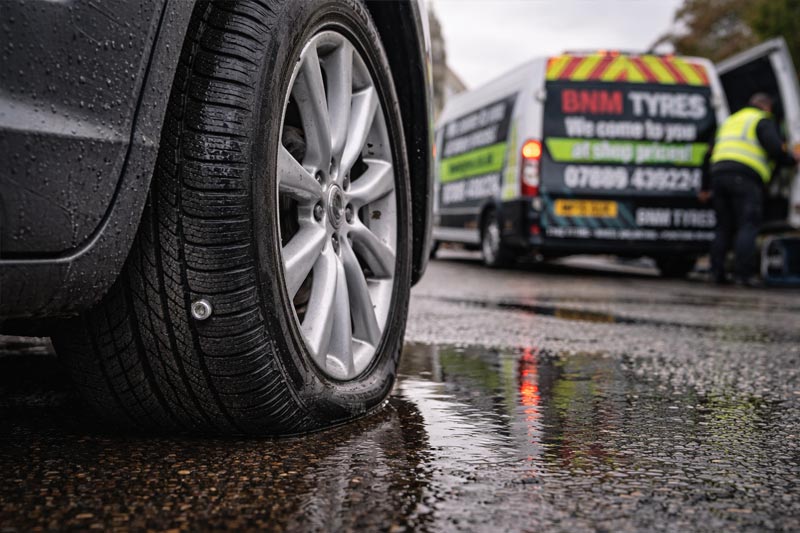 Tyre Warning Light Explained | What It Means & What To Do – BNM TYRES